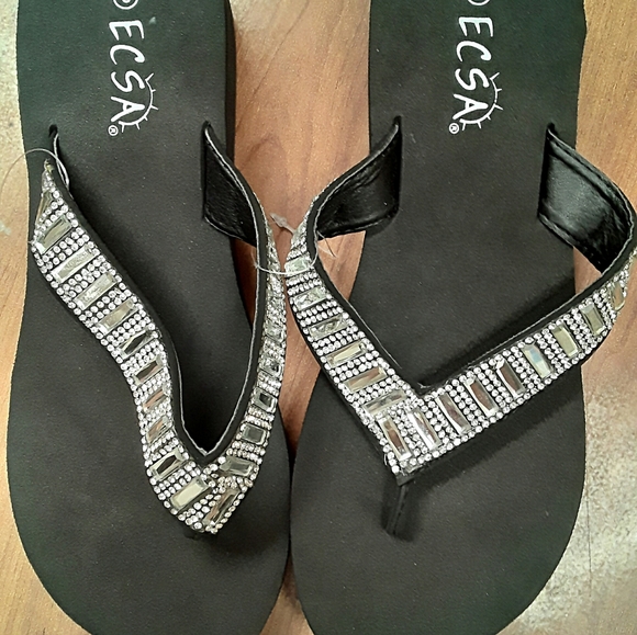 Ecsa | Shoes | Nwt Womens Ecsa Brand Flops With Wedge Heel | Poshmark